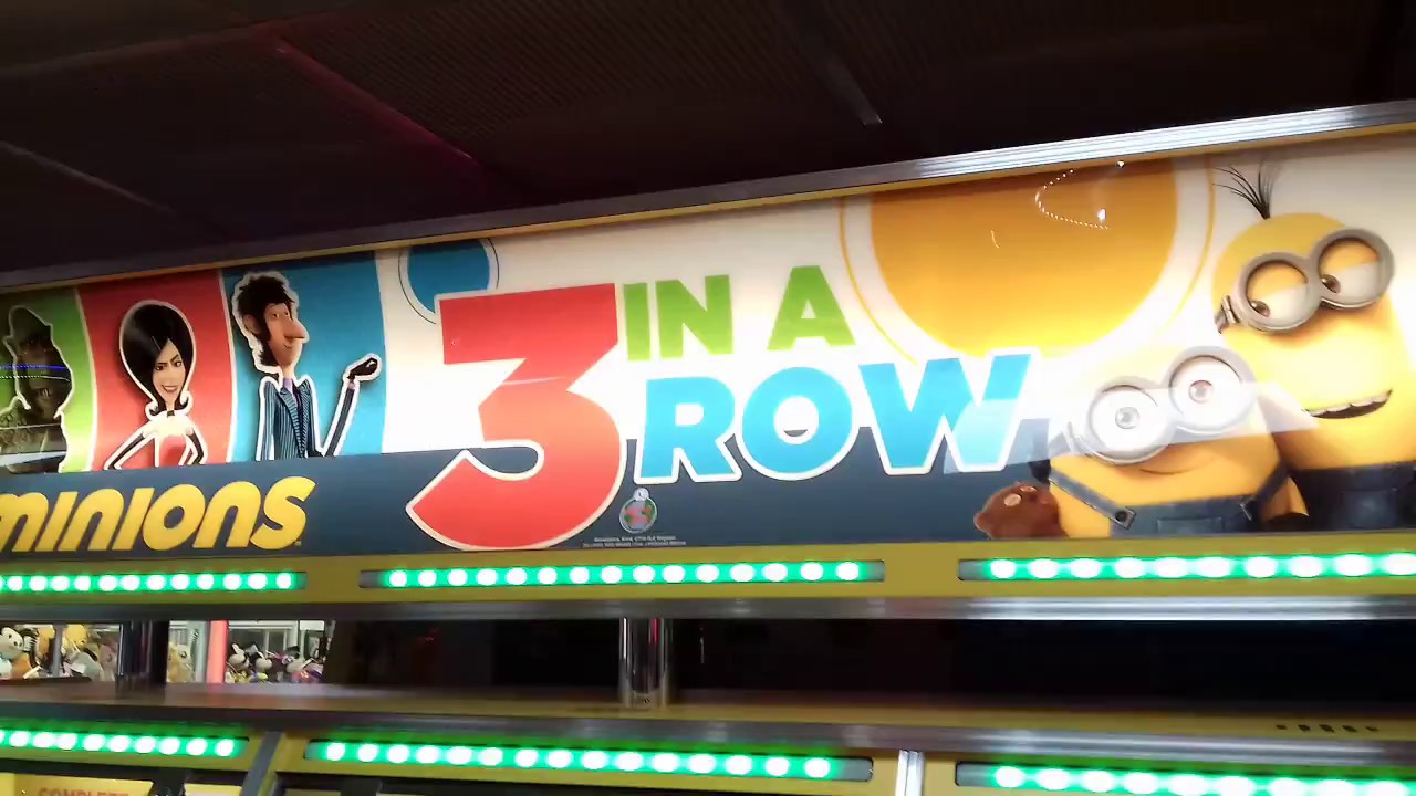 Minions 3 IN A ROW 2p Coin Pusher - YouTube