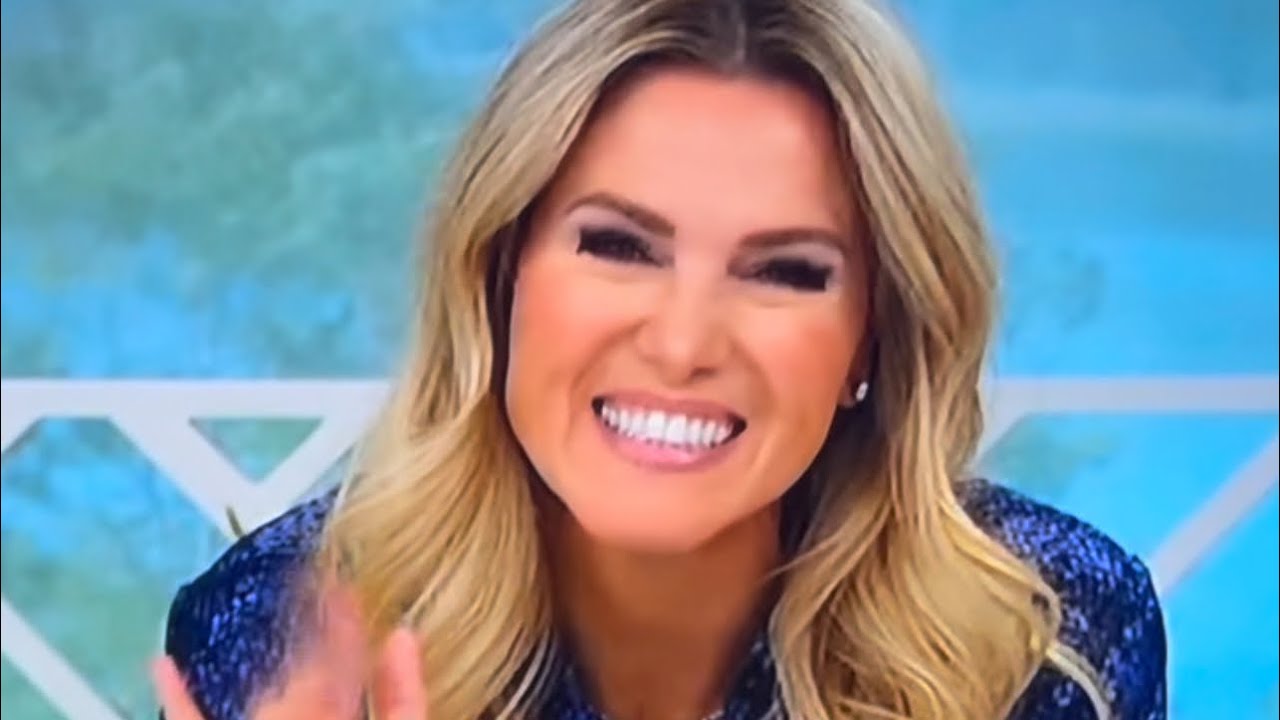 HSN’s EyeCandy Val Stup - YouTube