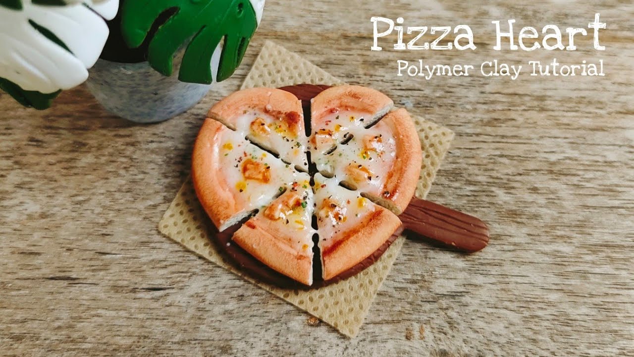 Miniature Pizza Heart - Polymer Clay Tutorial - YouTube