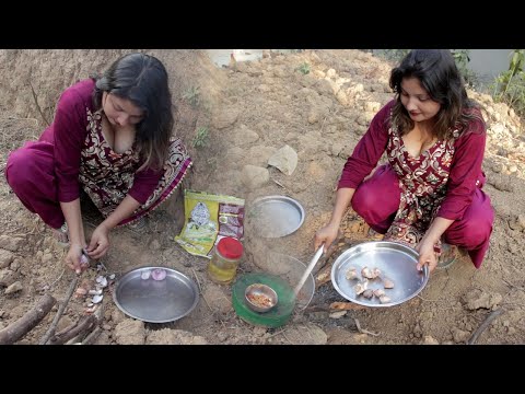 beautiful village girl cooking pork curry with pulau eating vlog