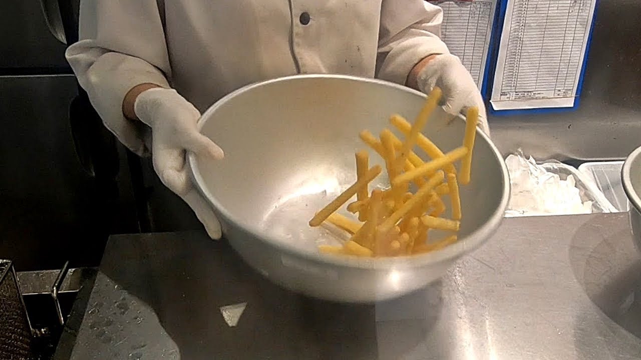 Potato Stick Calbee Plus(ポテりこ) - Japanese Street Food - YouTube