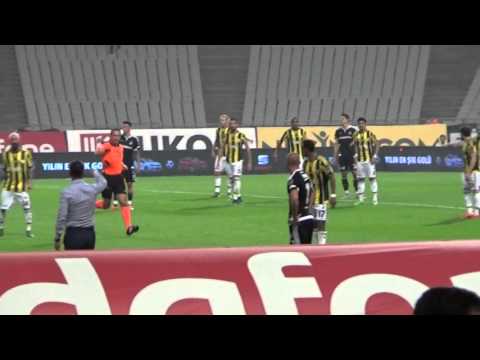 Bu Hakem Ne Yapıyor Halis Özkahya