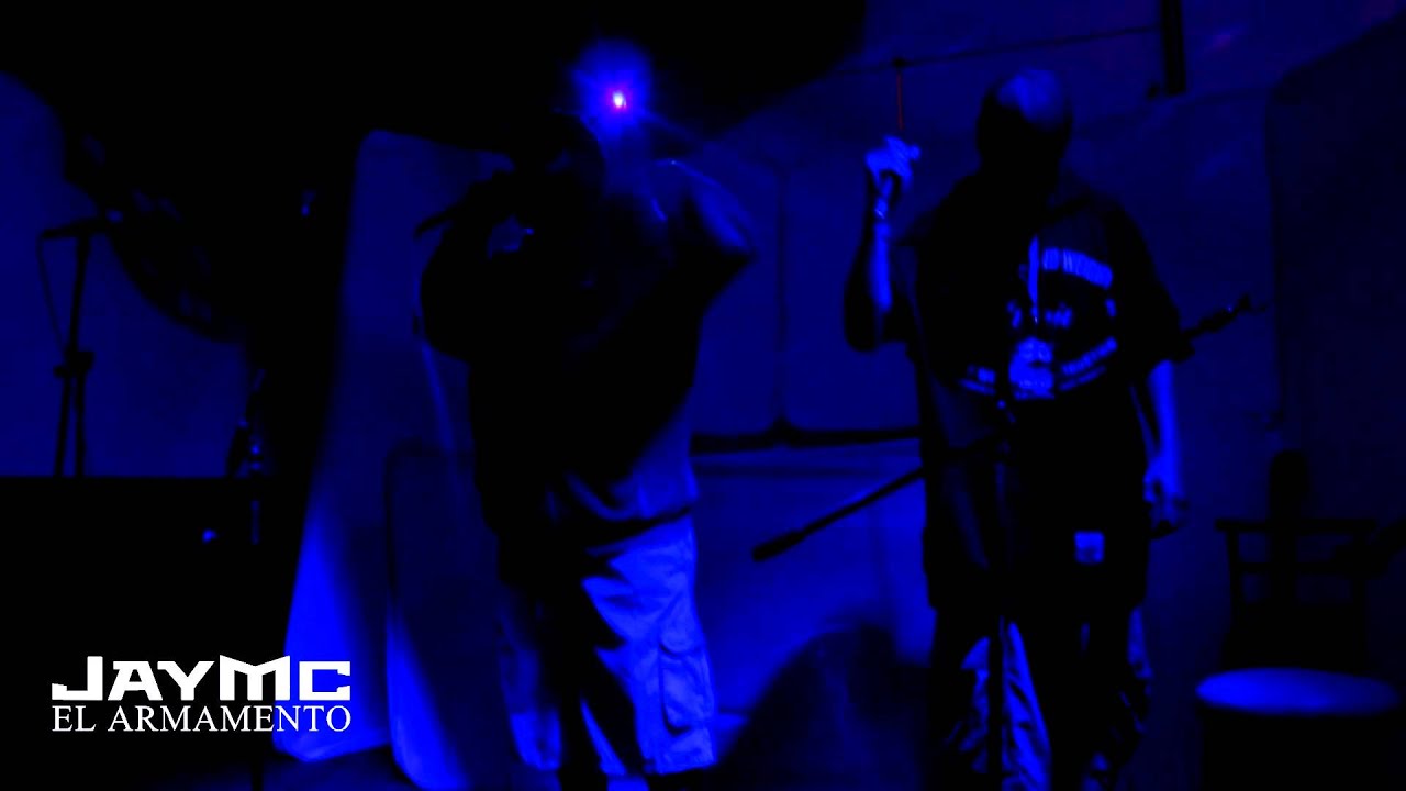 JayMc El Armamento En Vivo 3D Live Party Praga City - YouTube
