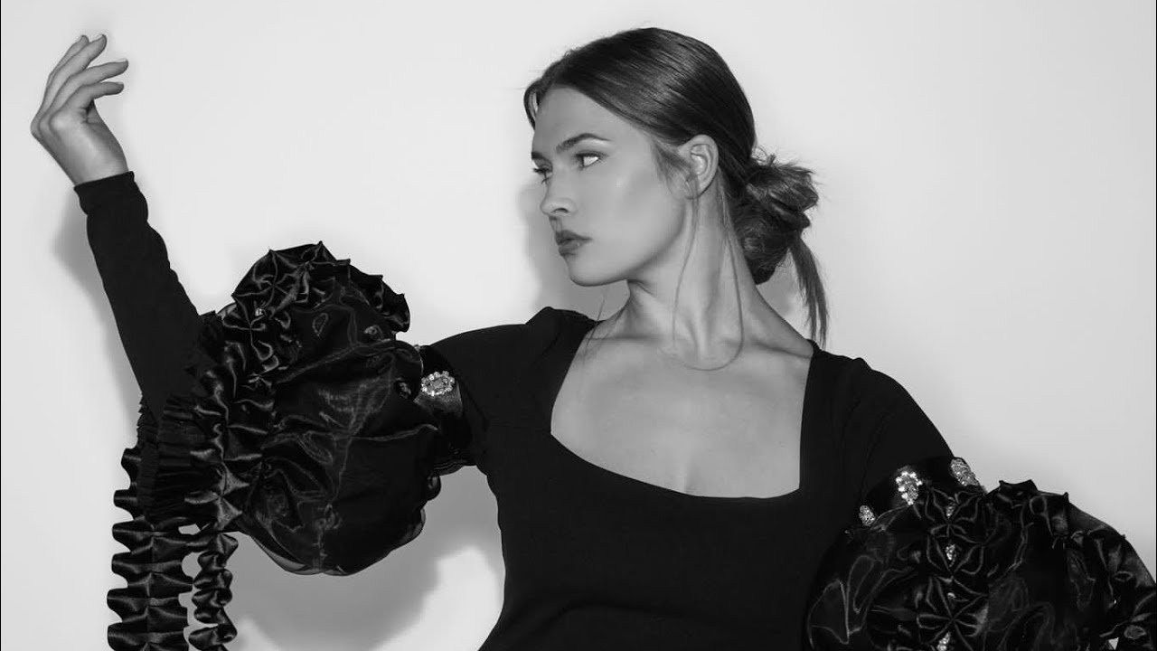 Tilly Woodward’s commercial showreel - YouTube