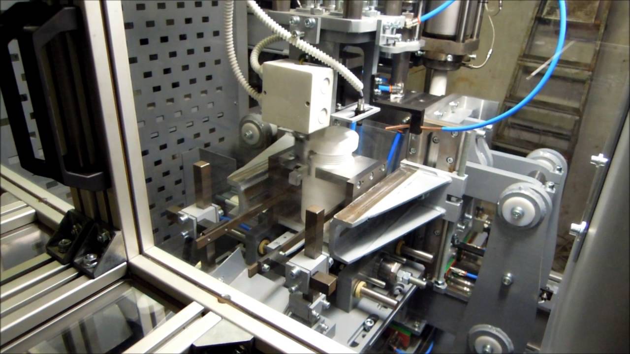 Butelczarka BMU2 - YouTube