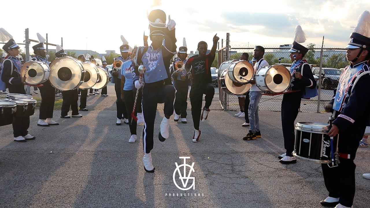 Marching In | James Madison High School "Ocean of Thunder" Marching Band Homecoming vs Westbury ...
