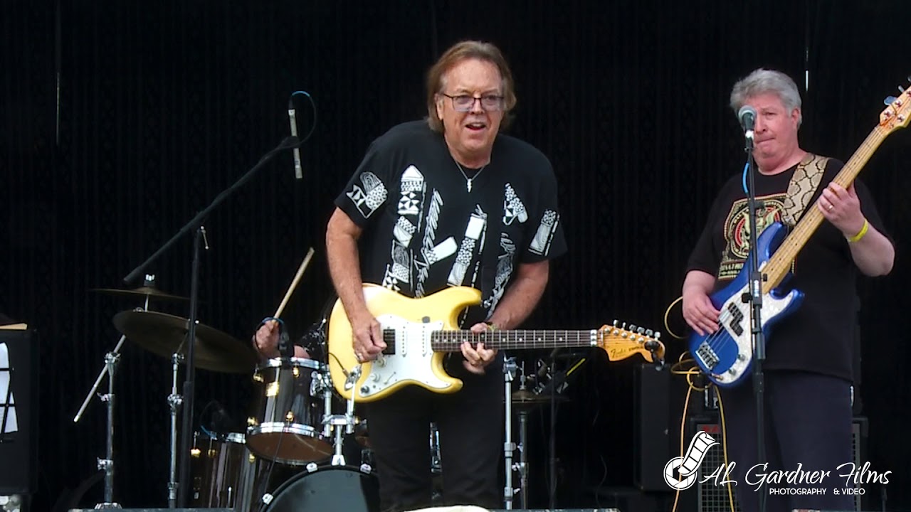 Blitz Brothers turning it up at Gator By The 2019 San Diego - YouTube