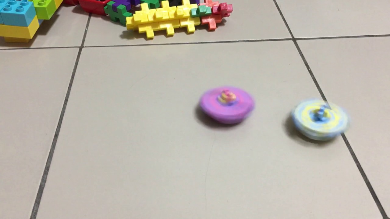 PLUS PLUS Beyblade - YouTube