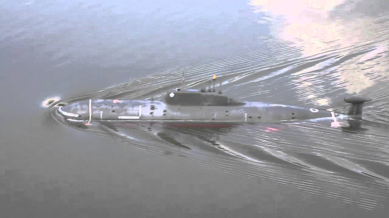 Akula II Russian Nuclear Submarine - YouTube