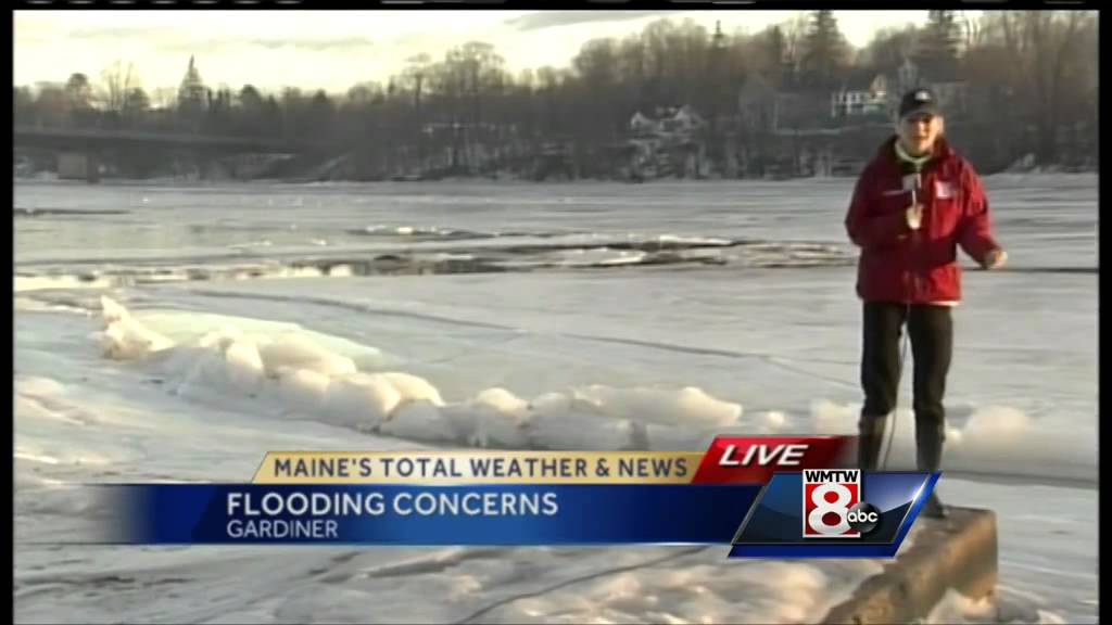 US Coast Guard Monitoring Potential Ice Jams - YouTube