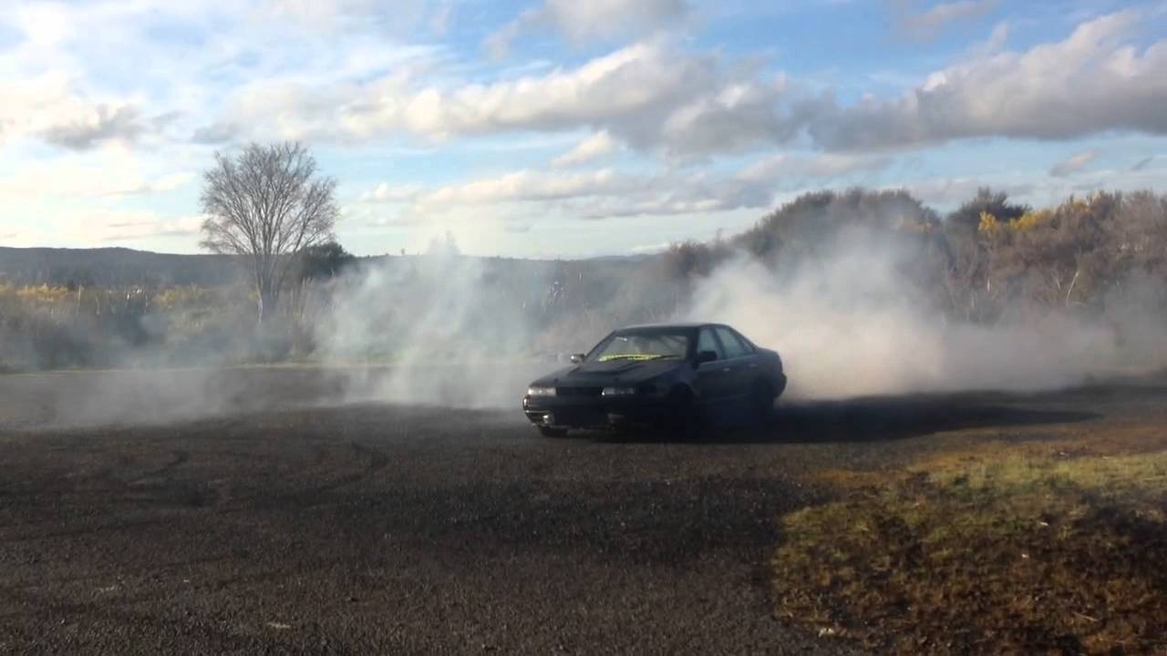 Rb26det Cefiro Skid - YouTube