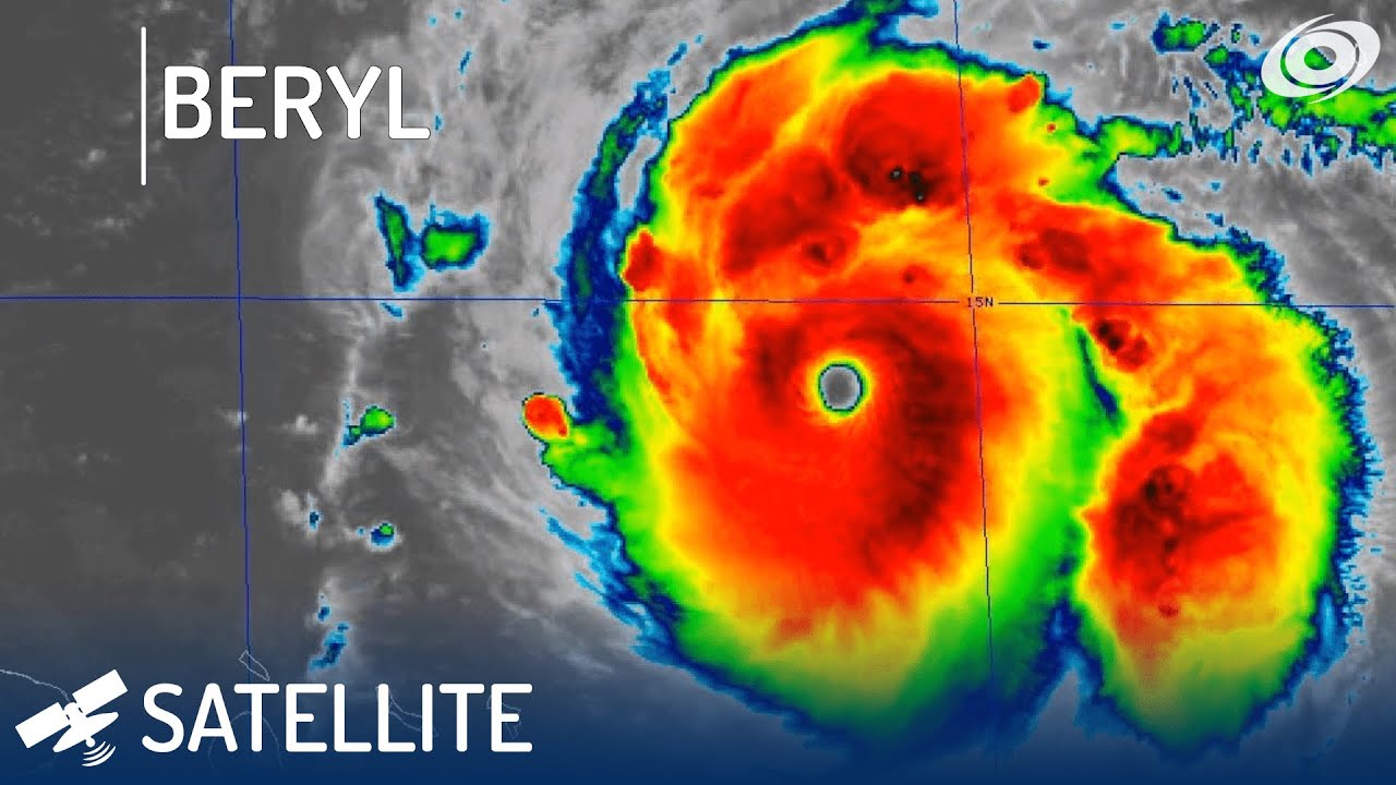 Hurricane Beryl - Storm-scale infrared satellite views - YouTube
