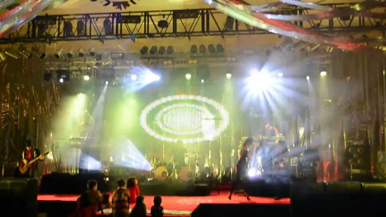 Ganda Banda - A maquina. - YouTube