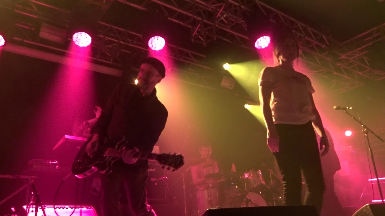 Sleeper - Atomic/Love Will Tear Us Apart live in Edinburgh - YouTube