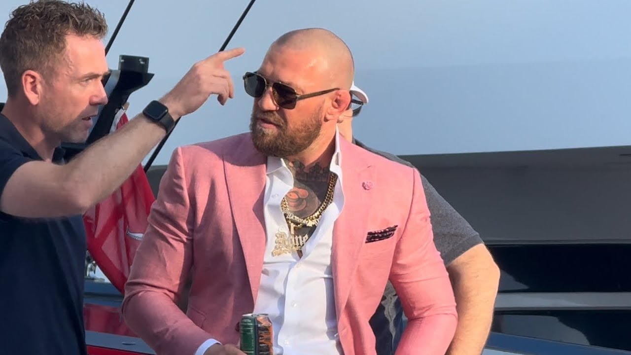 🌞 Conor McGregor in Sunny Puerto Banús Exiting DeVocean Benetti Yacht 🛥️ - YouTube