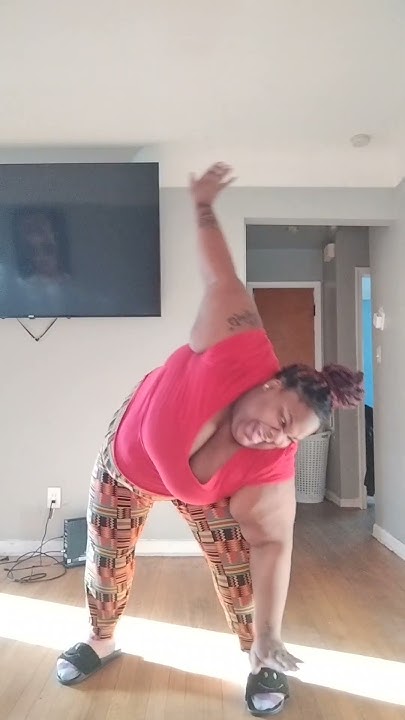 Drop it to the floor #dance #fyp #viralvideo #shorts - YouTube