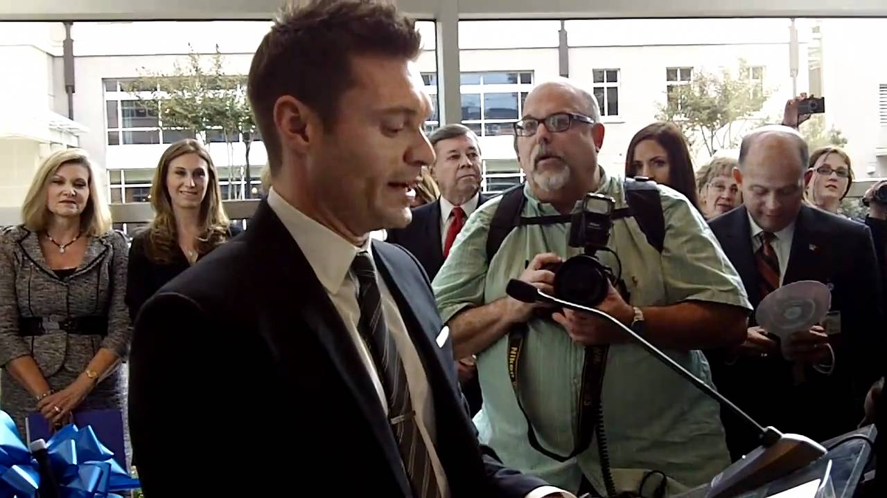Ryan Seacrest Speech at Children's Healthcare of Atlanta - YouTube