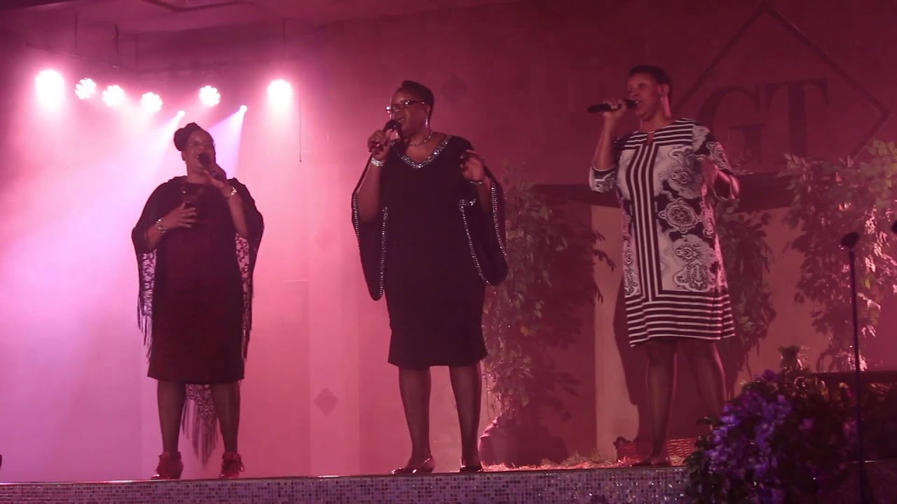 Final Cary Sisters NYE 2016 - YouTube