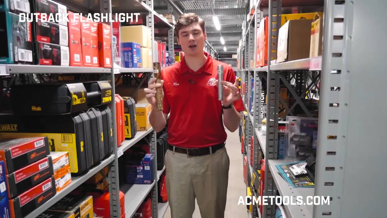 AMAZING FLASHLIGHT// Outback Flashlights - YouTube