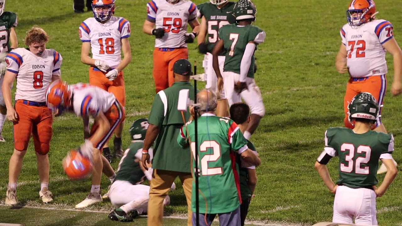 Oak Harbor Rockets Football vs Edison - YouTube