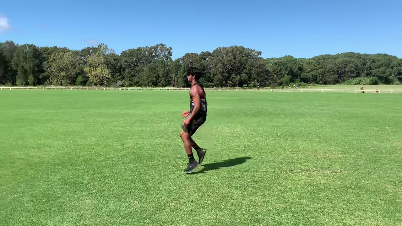 High Knees Sprint Drill - YouTube