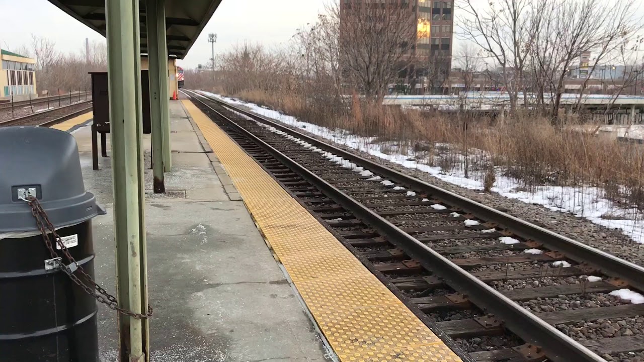 Metra MTX#126 Pulls A Outbound Thru Jefferson Park (DOUBLEHEADER) - YouTube