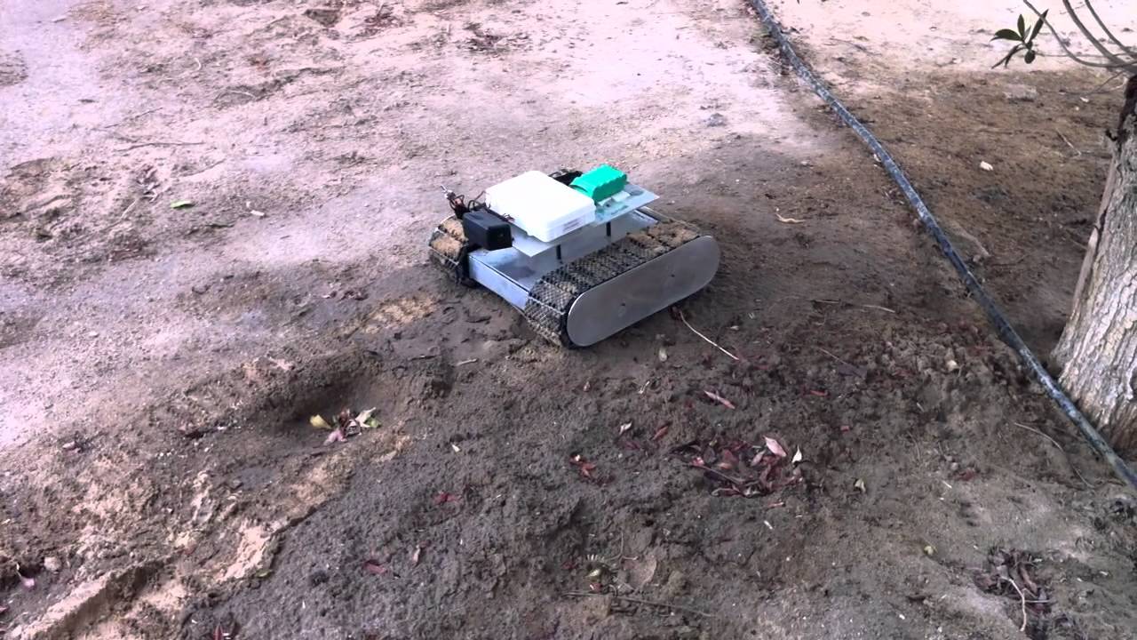 rc tank robot in mud p2 - YouTube