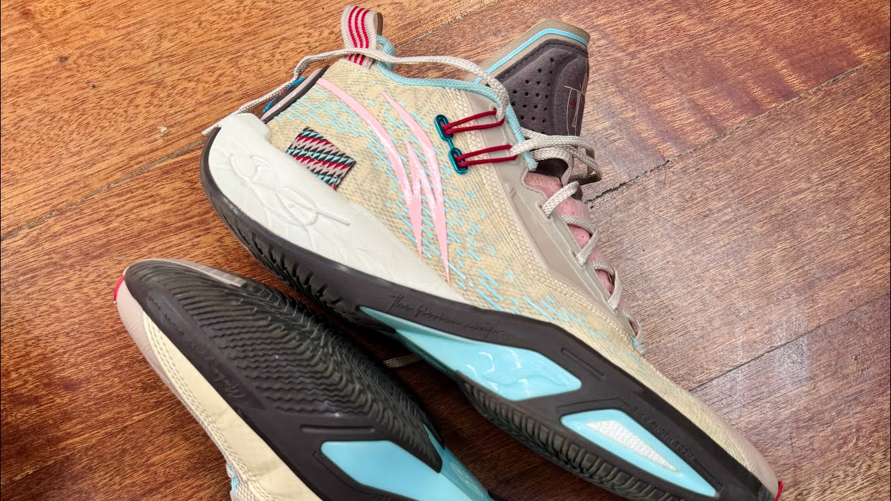 On feet: Way of Wade Fission 9 “Origin” - YouTube