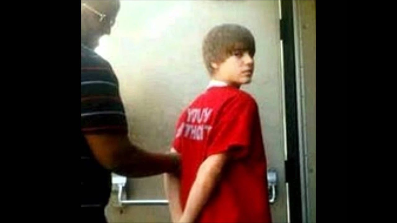 JUSTIN BIEBER CAUGHT SNORTING COCAINE!!!!!! ((MUST SEE!!) - YouTube