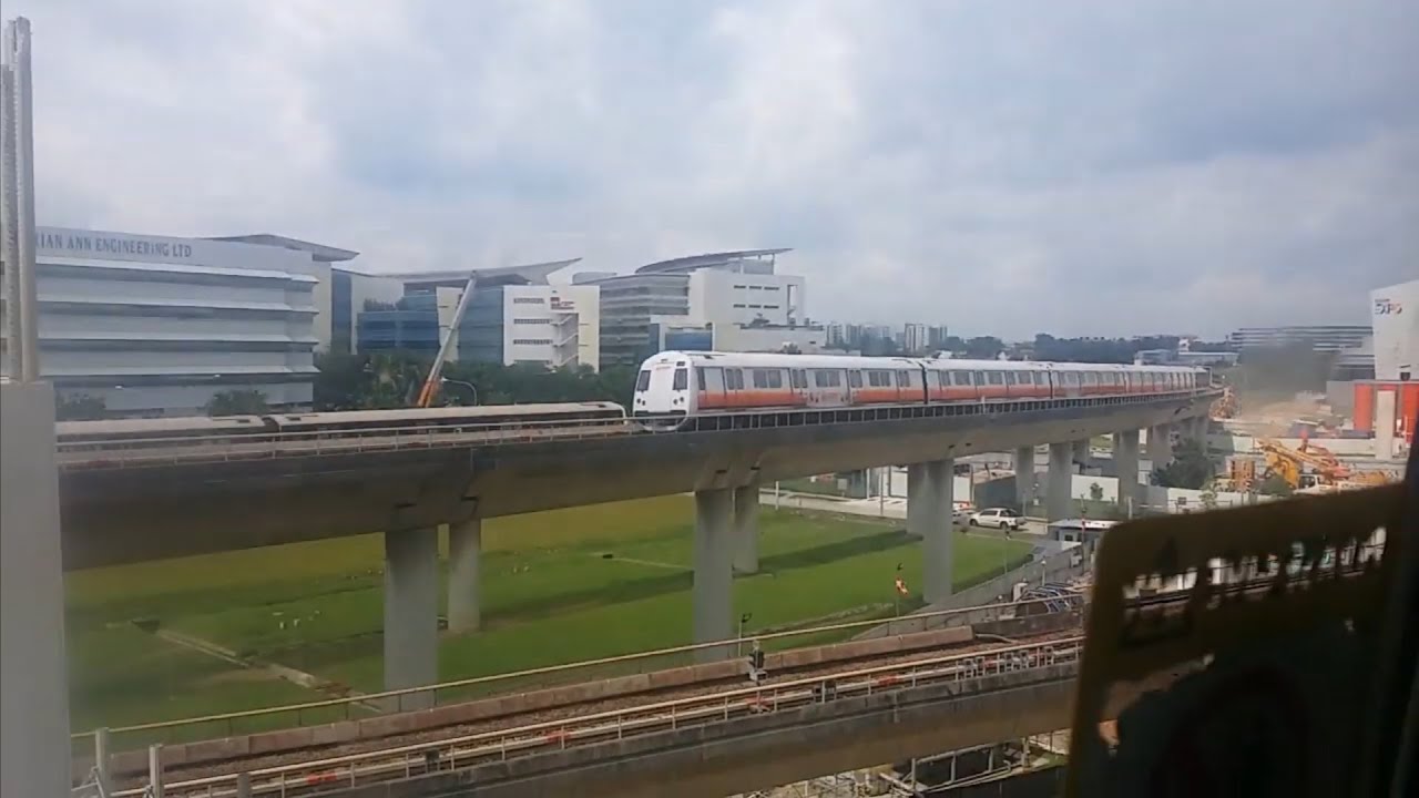 SMRT C151A [537-538] Changi Airport Branch Line Upper Tracks Towards ...