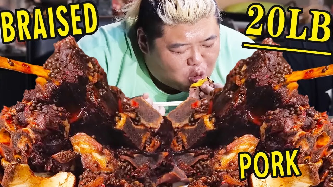 Brother Monkey makes 20 kilograms of beef bones in spicy sauce. The big ...