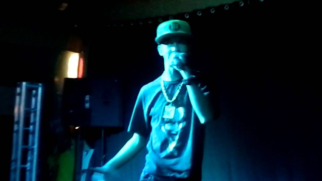 Mc Kimba - Ao Vivo Na Praia do Coco (( Dj Sapinho )) - YouTube