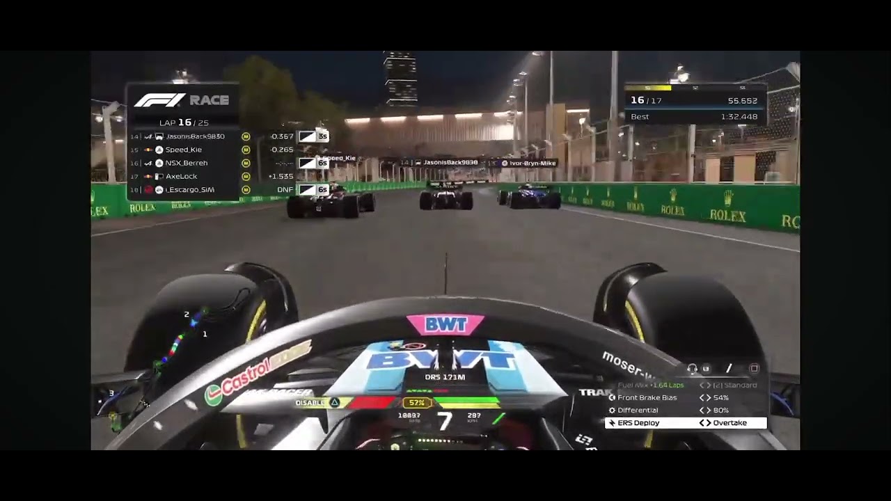 Triple overtake Saudi - YouTube