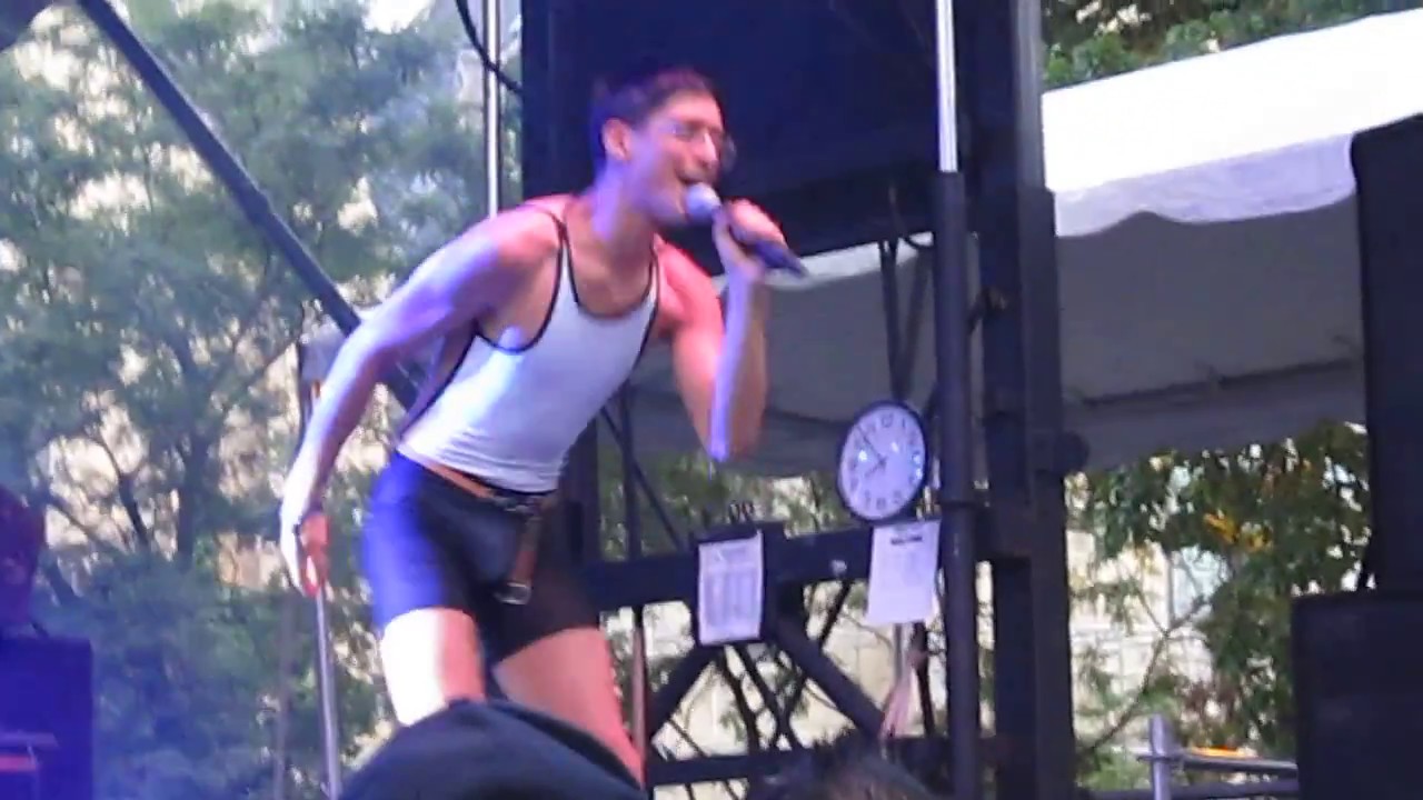Arca - Live at Pitchfork 2017, Chicago; 1 of 3 - YouTube