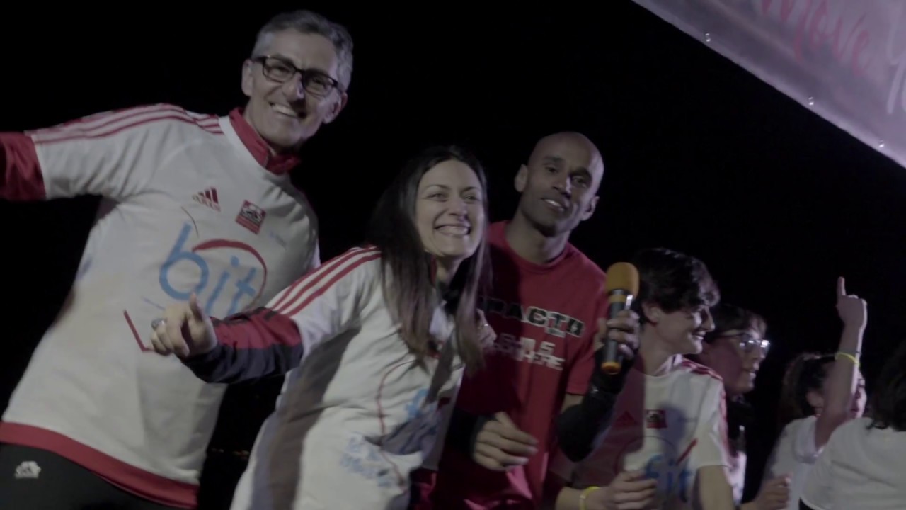 LET LOVE MOVE YOU - Corri a San Valentino - YouTube