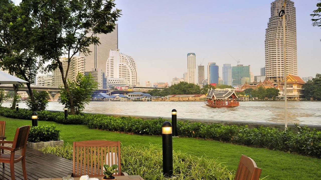 IBIS Bangkok Riverside - YouTube