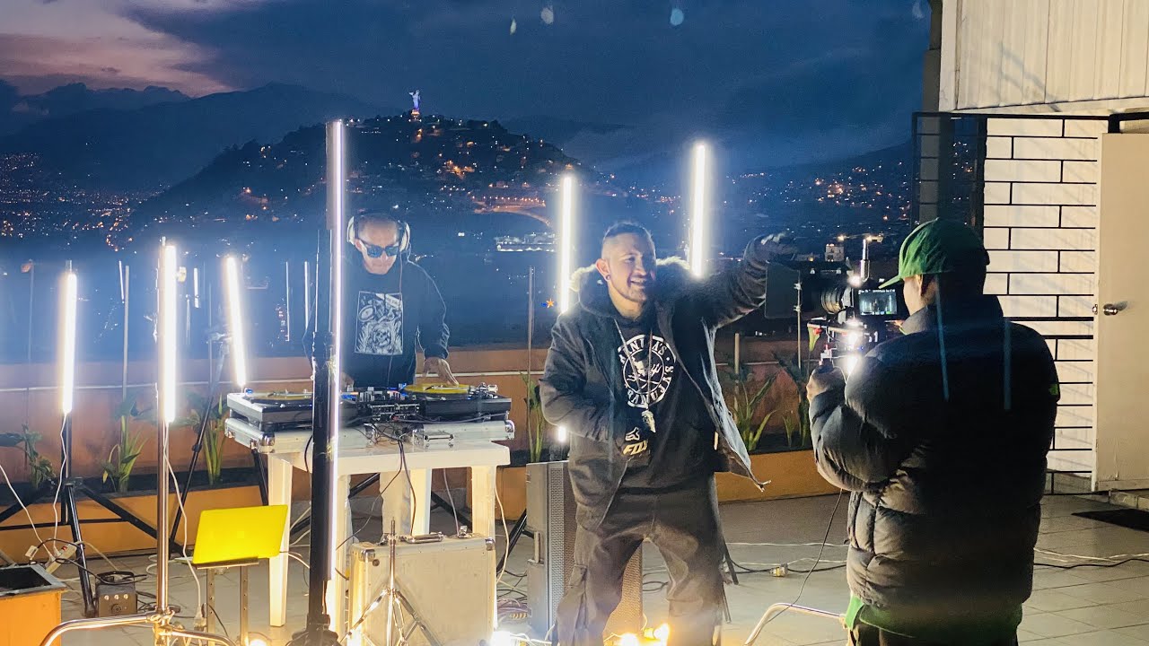 I WANNA FLY - VIDEO OFICIAL - RICKY FOX - YouTube