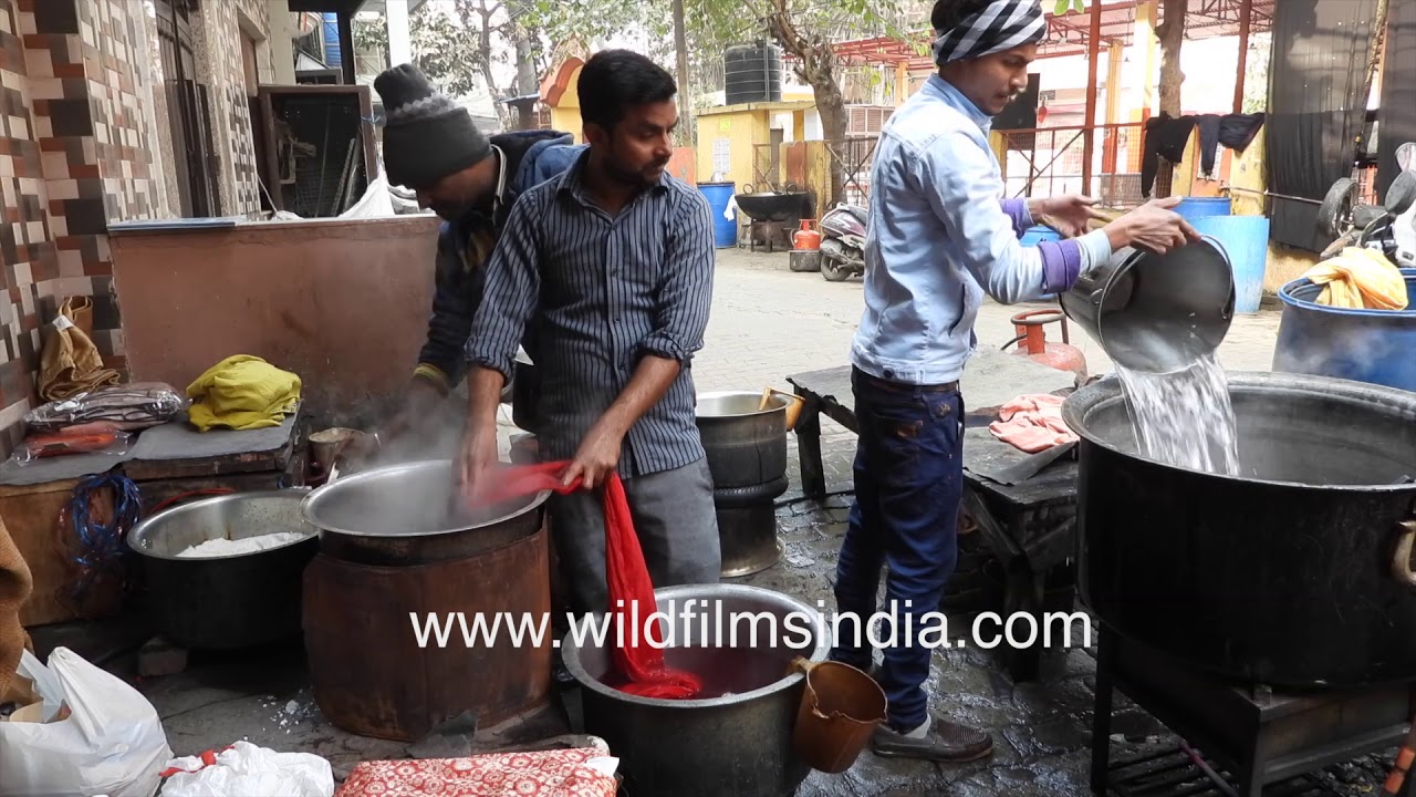 Boil dyeing of fabric over traditional furnace | Textiles and clothing ...