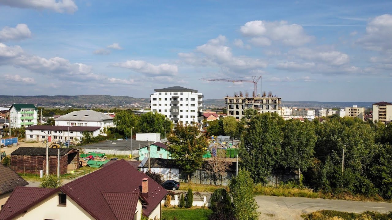 Teren strada Primaverii, cartier Craiovei - YouTube