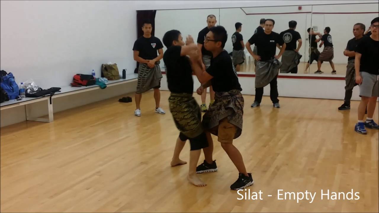 Silat - Empty Hands - Karambit - Take Down Counter - Ground Fighting ...