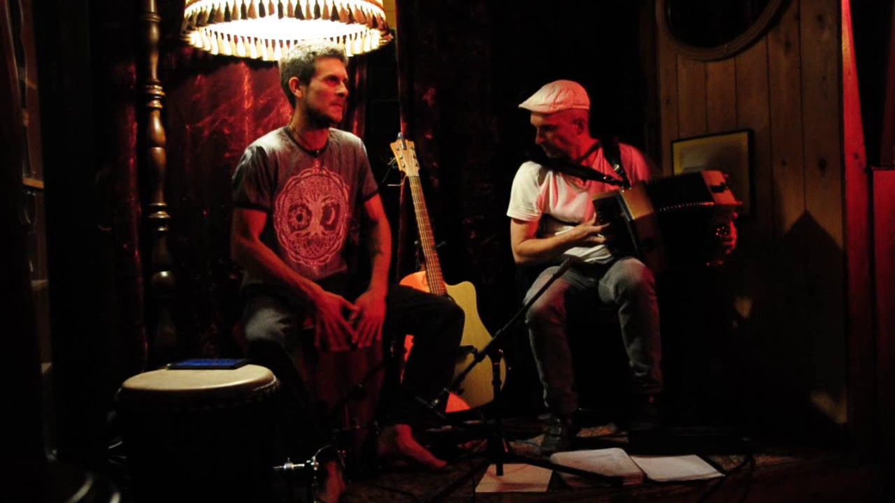 Pile ou face - Astriam (Polka) - YouTube