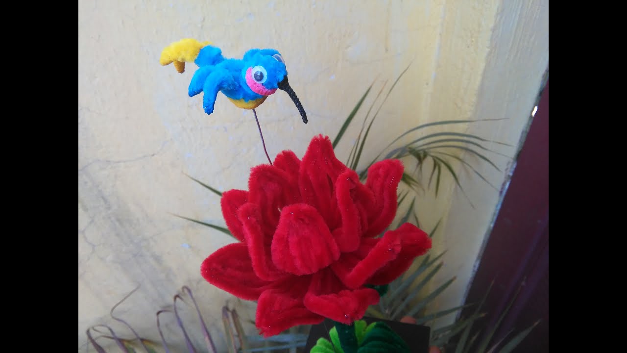 Colibrí hecho de limpiapipas - YouTube