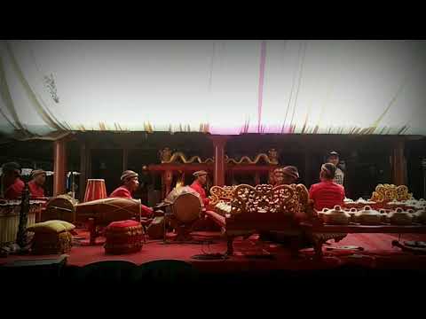 Happy Wedding Mas Hermawan &  Mbak Dian