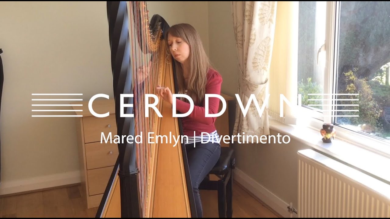 Mared Emlyn | Cerddwn Concert | Cyngerdd Cerddwn - YouTube