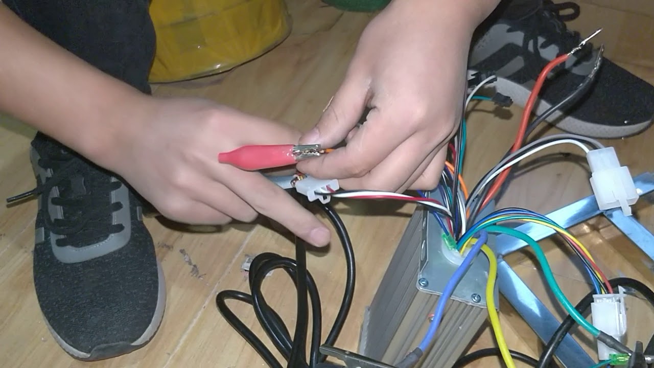 How to connect the electric lock throttle with the controller without ...