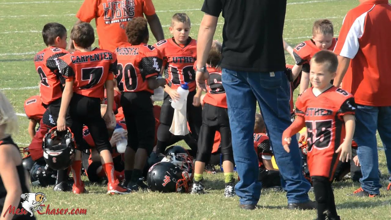 Luther Lions Halftime Dance off! - YouTube