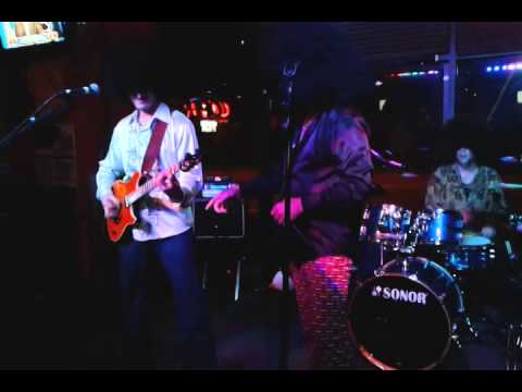 Boogie Freaks - All Right Now & Highway to Hell mashup - YouTube