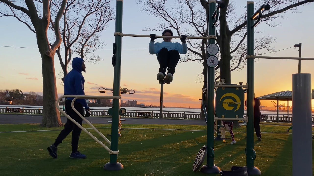 80 Muscle-Ups in 10 Minutes | EMOM Warm-Up - YouTube