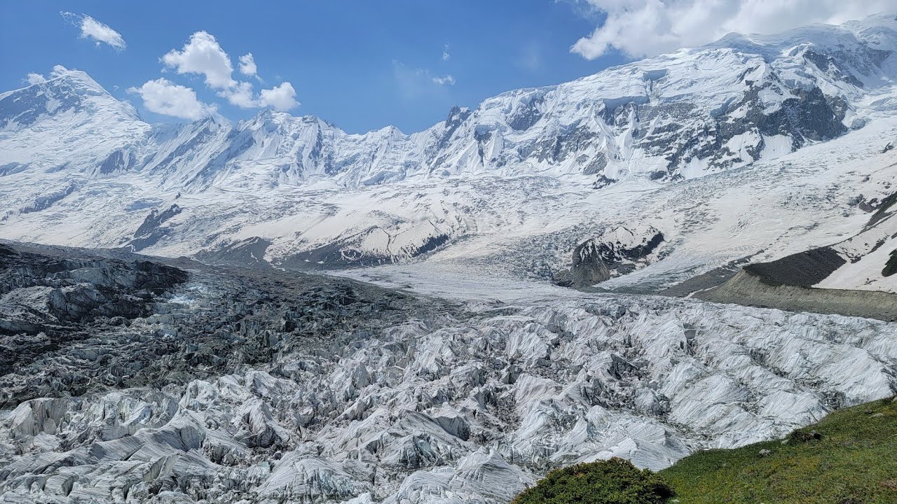Rakaposhi Basecamp Trek (Minapin to Hapakun) Part-1 - YouTube