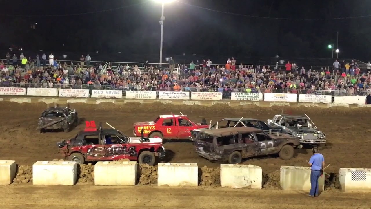 Robertson County Fair Heat 2 Demo Derby 2017 - YouTube